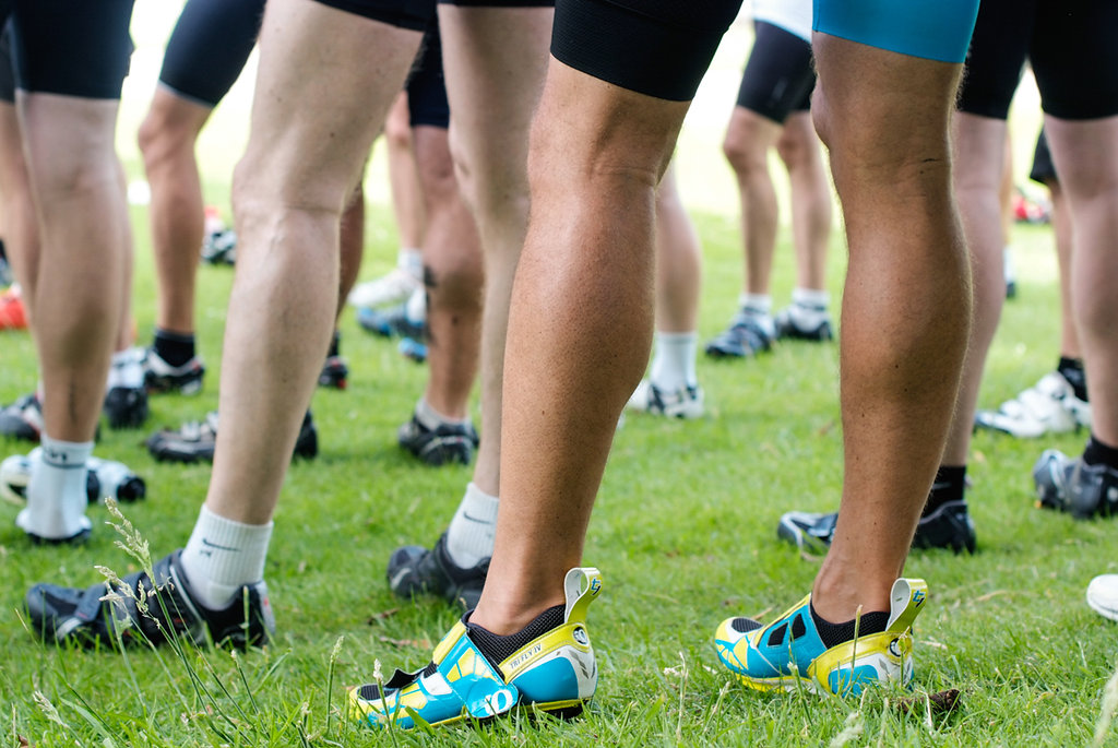 What Are the 3 Main Causes of Knee Pain for Cyclists? - Ride25